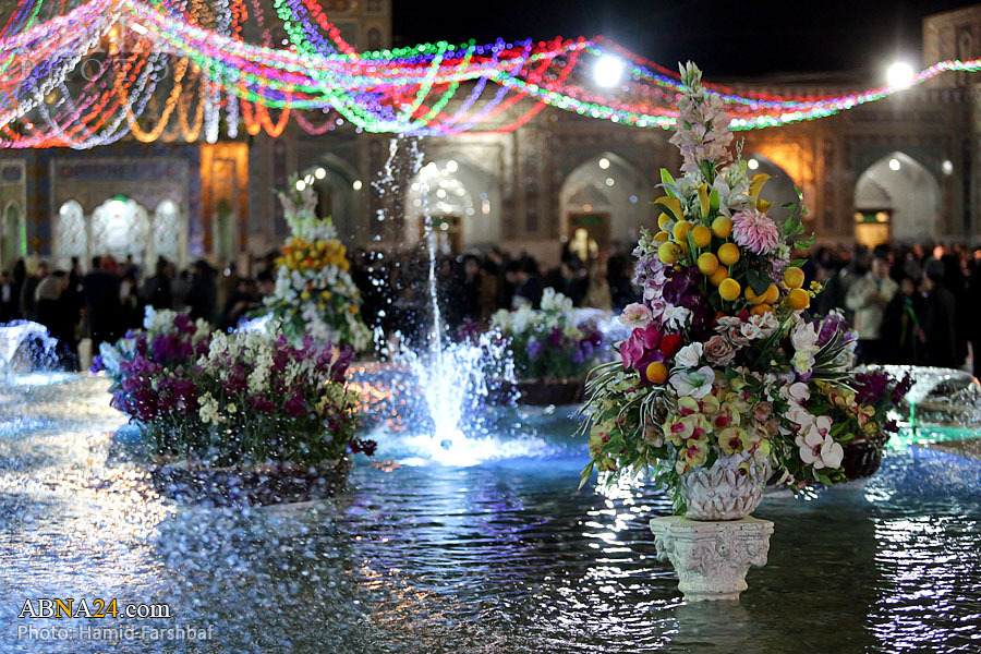 Le mausolée de l'Imam Al-Redha décoré à l'occasion de la naissance de ...